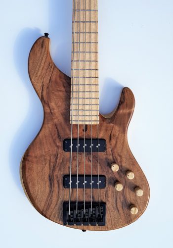 The Great British Bass Lounge - Bass guitar and amplifer retailer in ...